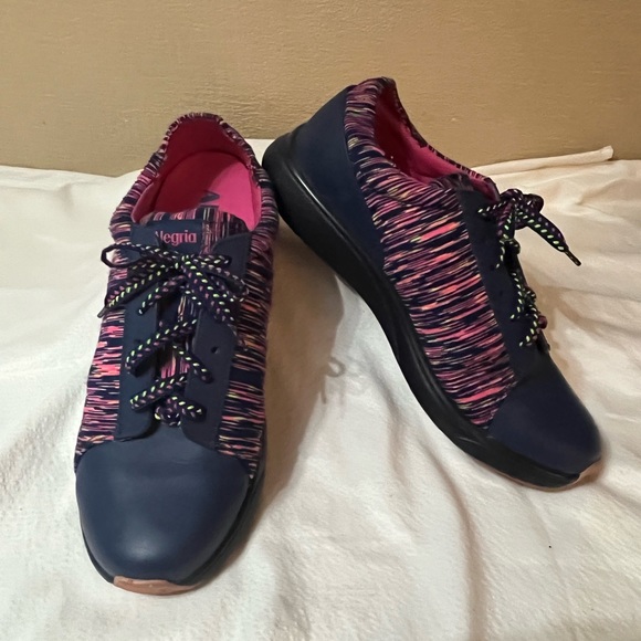 Alegria | Shoes | Alegria Traq Sneakers | Poshmark